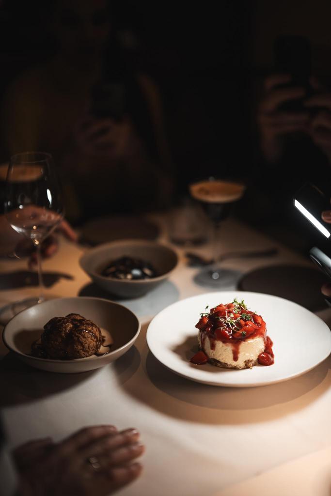 Experience Late Night Chic at Maroto London - Luxuriate Life Magazine