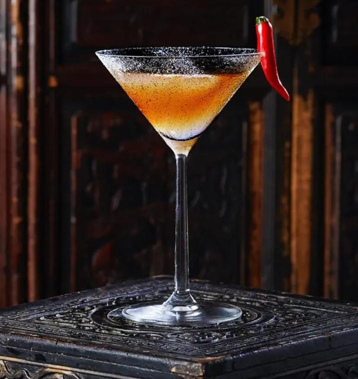 Bar Hopping at The Shard: Hutong and the Aqua Shard cocktails ...