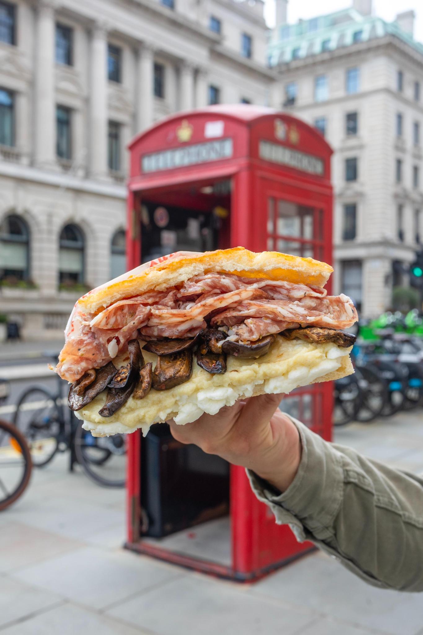 All’Antico Vinaio London: Iconic Sandwiches in Soho - Luxuriate Life ...